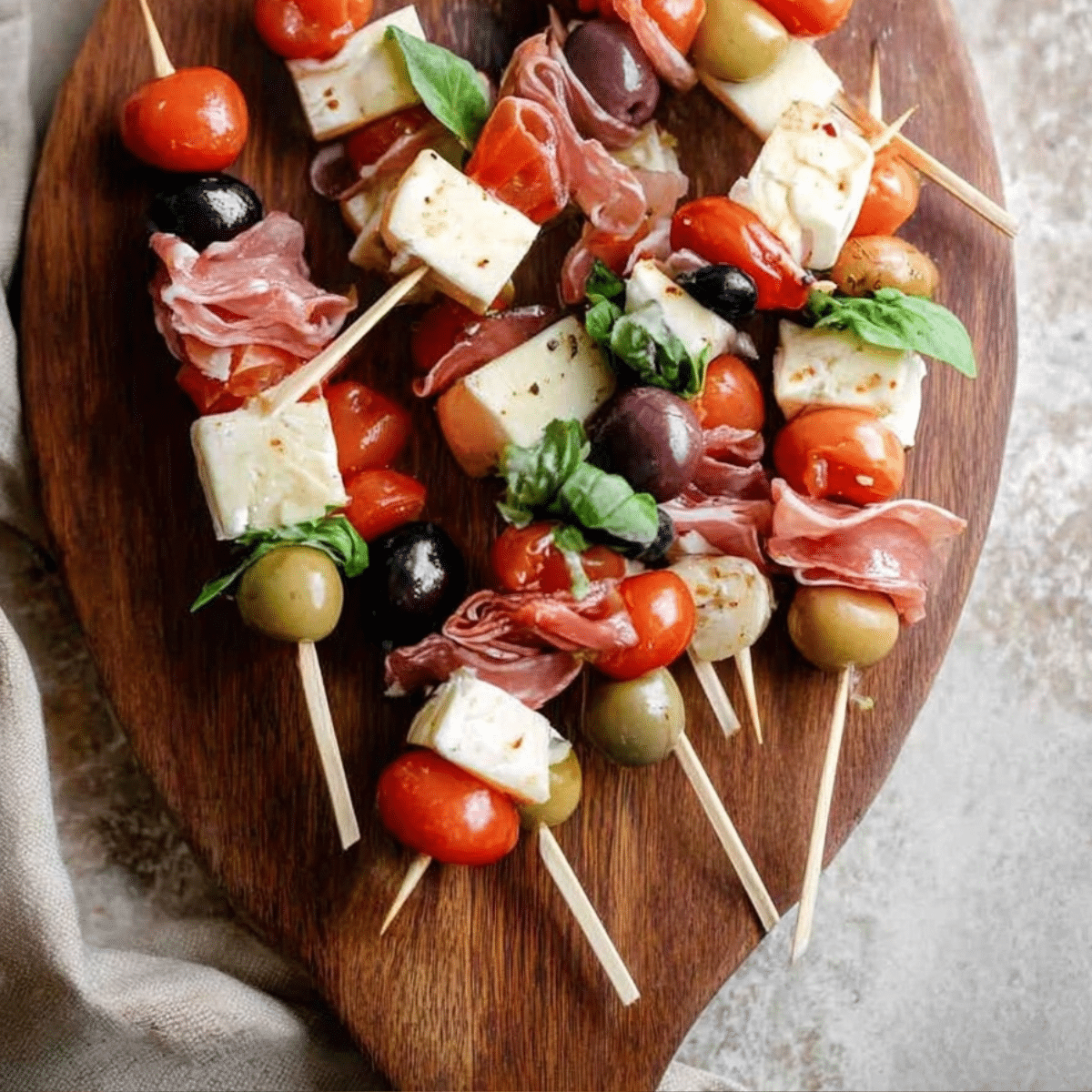 Antipasto Skewers: Quick & Easy Recipe - ZazaCook