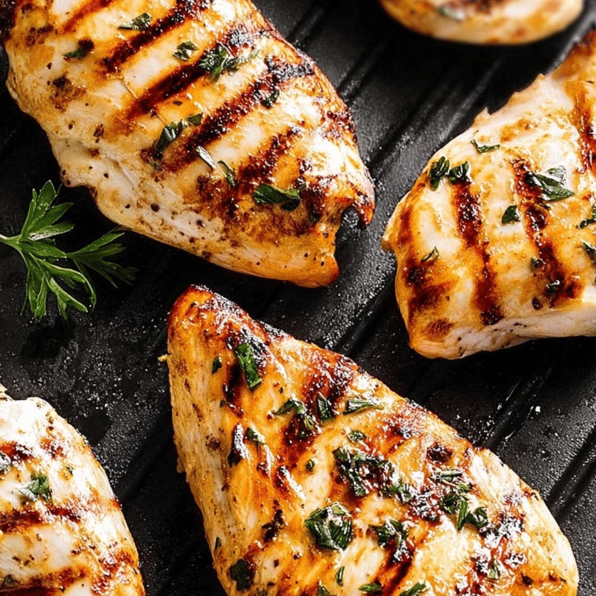 Easy Grilled Chicken Breast Recipe: 5 Tips for Juicy Chicken - ZazaCook