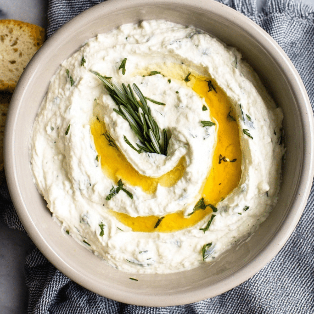 Whipped Ricotta Dip: Easy 5-Minute Creamy Appetizer - ZazaCook
