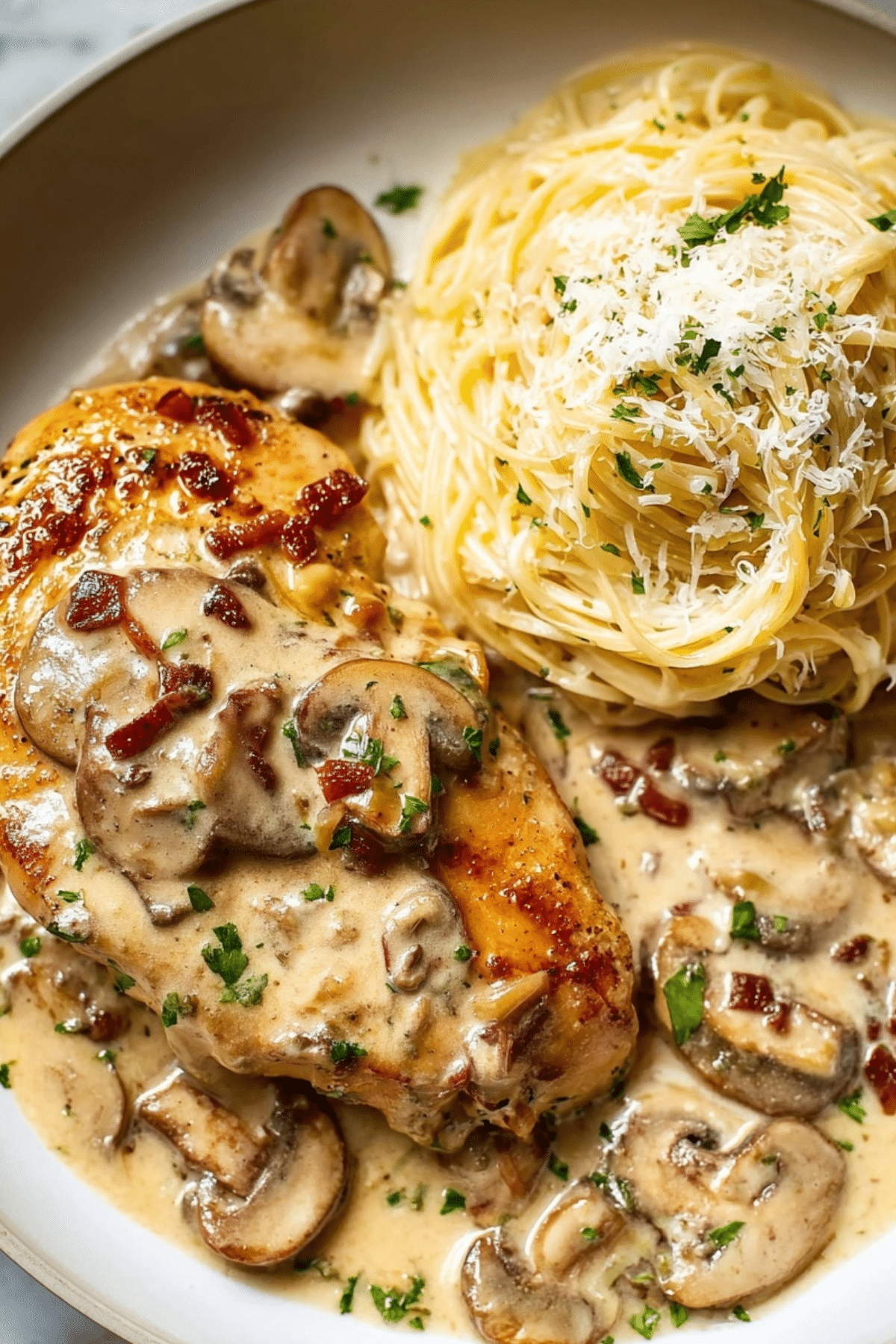 Chicken Riesling Recipe – Easy & Creamy White Wine Sauce - ZazaCook