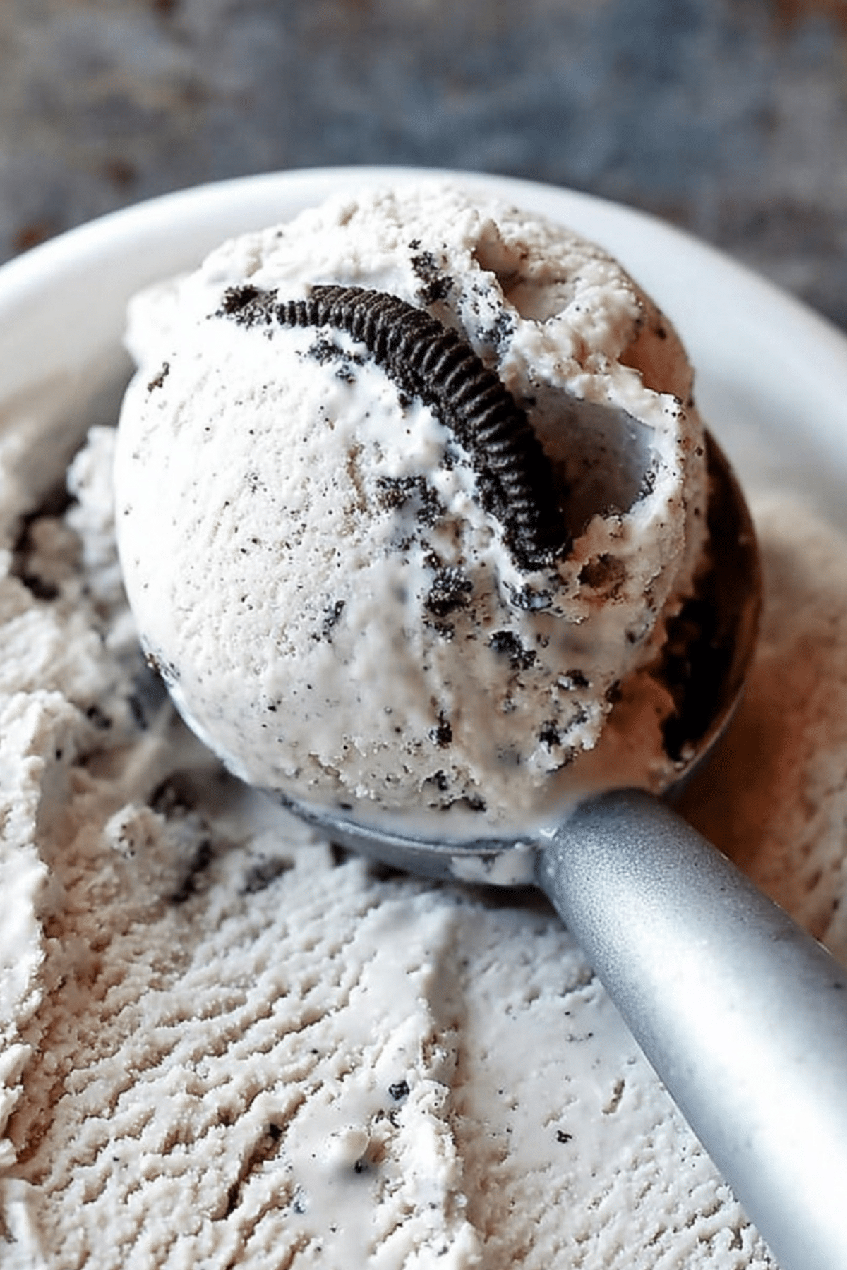 Cookies and Cream Ice Cream – Easy Recipe (No Eggs) - ZazaCook