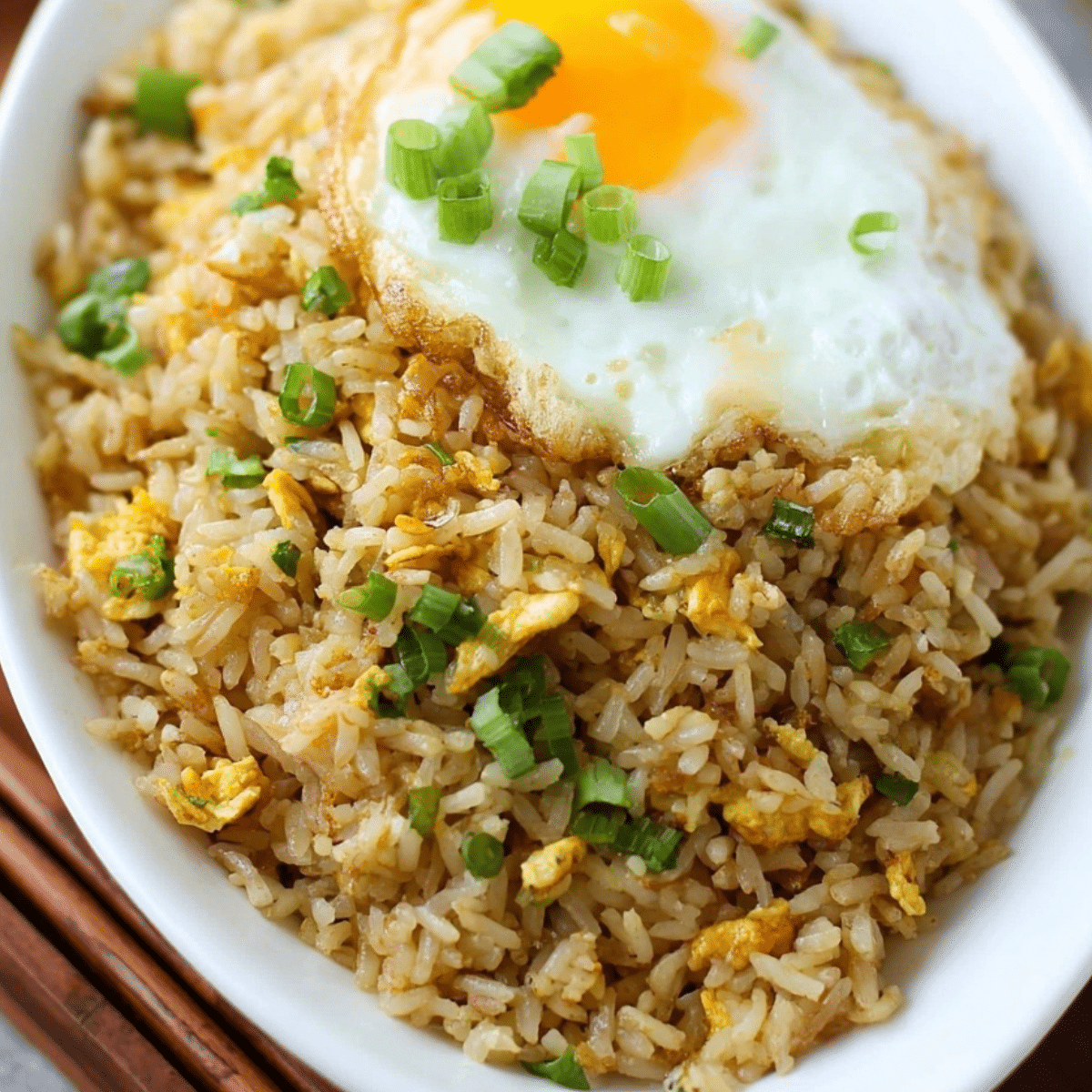 Egg Fried Rice – Best 10-Minute Takeout-Style Recipe - ZazaCook