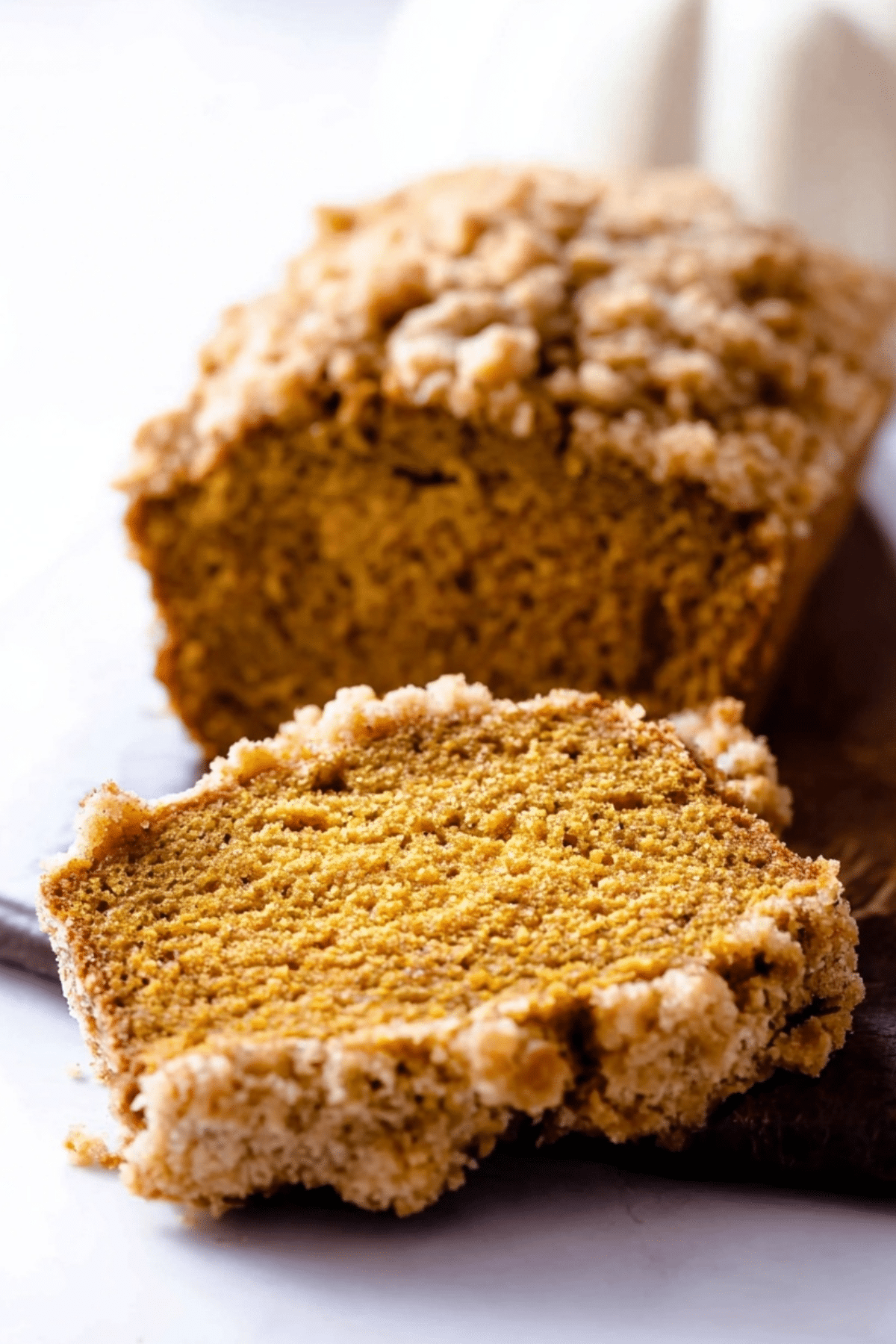 Pumpkin Bread with Crumb Topping – Best Fall Recipe - ZazaCook