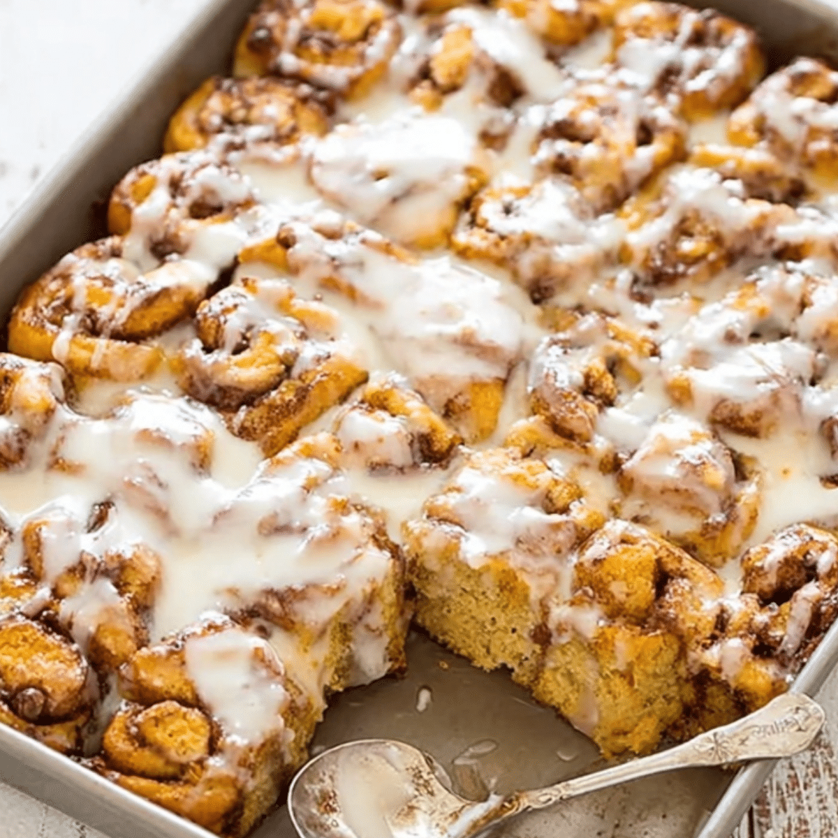 Pumpkin Cinnamon Roll Bake: Easy Fall Recipe - ZazaCook