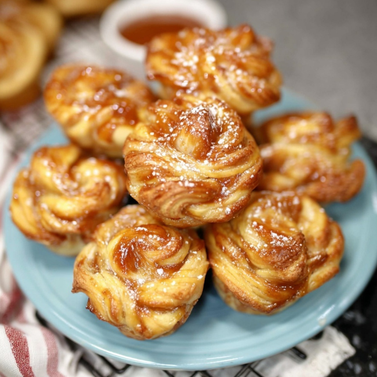 Peach Pie Cruffins – Easy Recipe - ZazaCook