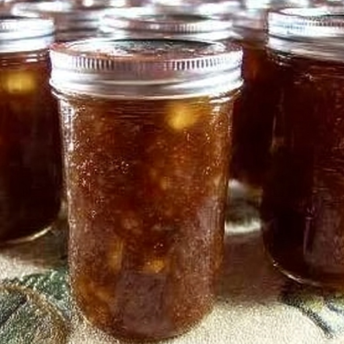 Caramel Apple Jam – Easy Recipe - ZazaCook