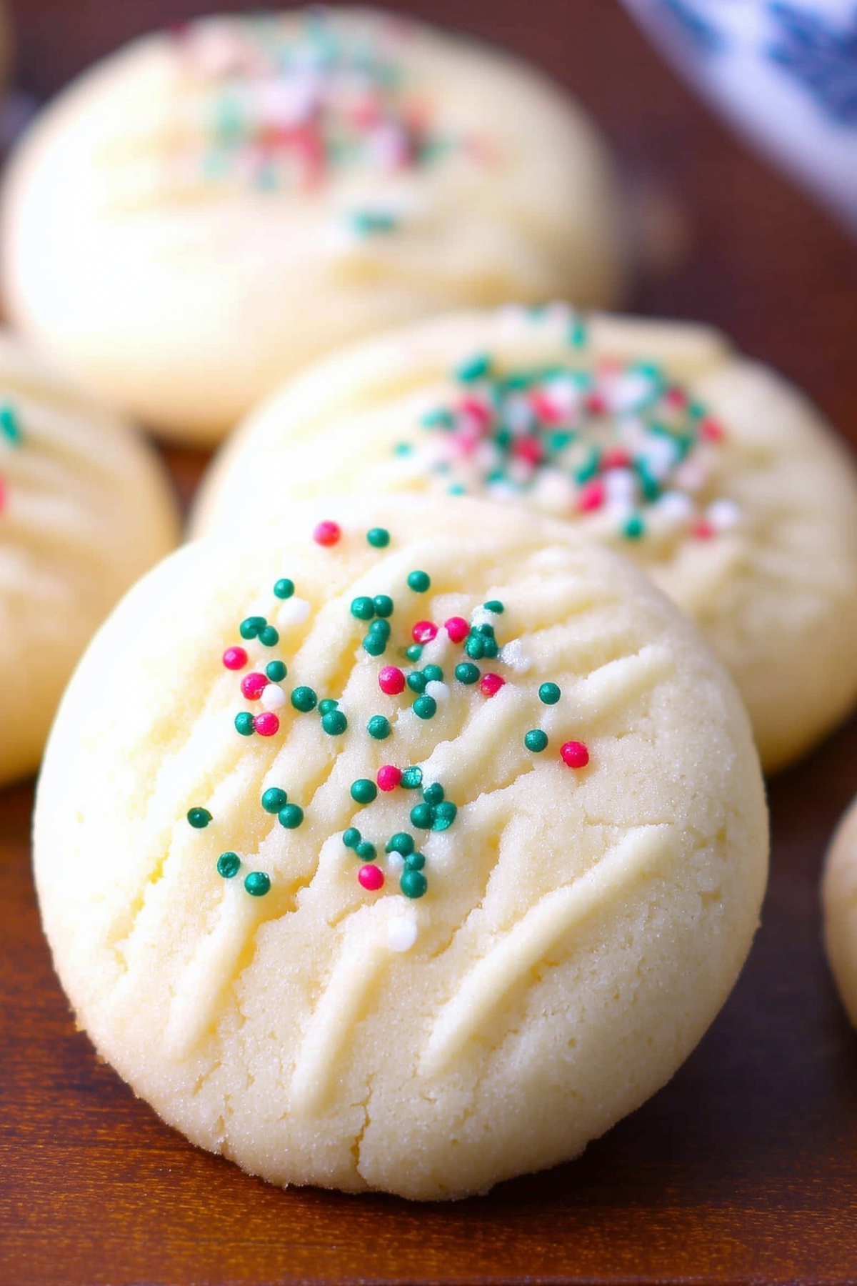 Whipped Shortbread Cookies: Easy and Buttery - ZazaCook