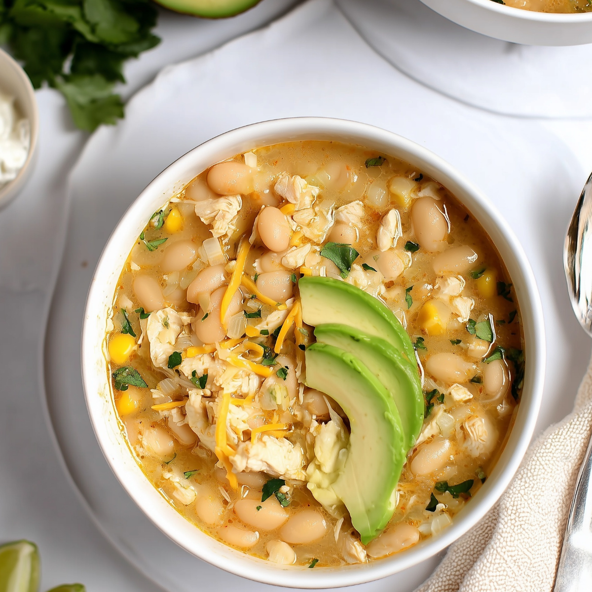 White Chicken Chili – Creamy , Best Comfort Food - ZazaCook